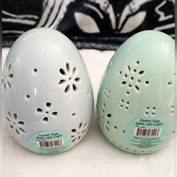 Holiday | Ceramic Decorative Eggs | Poshmark